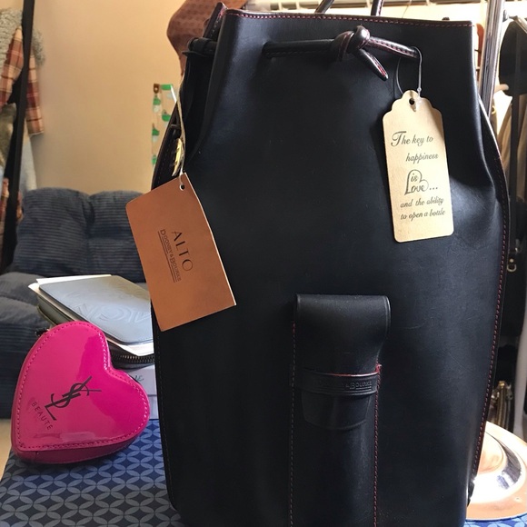 Dooney & Bourke | Bags | Dooney Bourke Vintage Alto Wine Tote | Poshmark